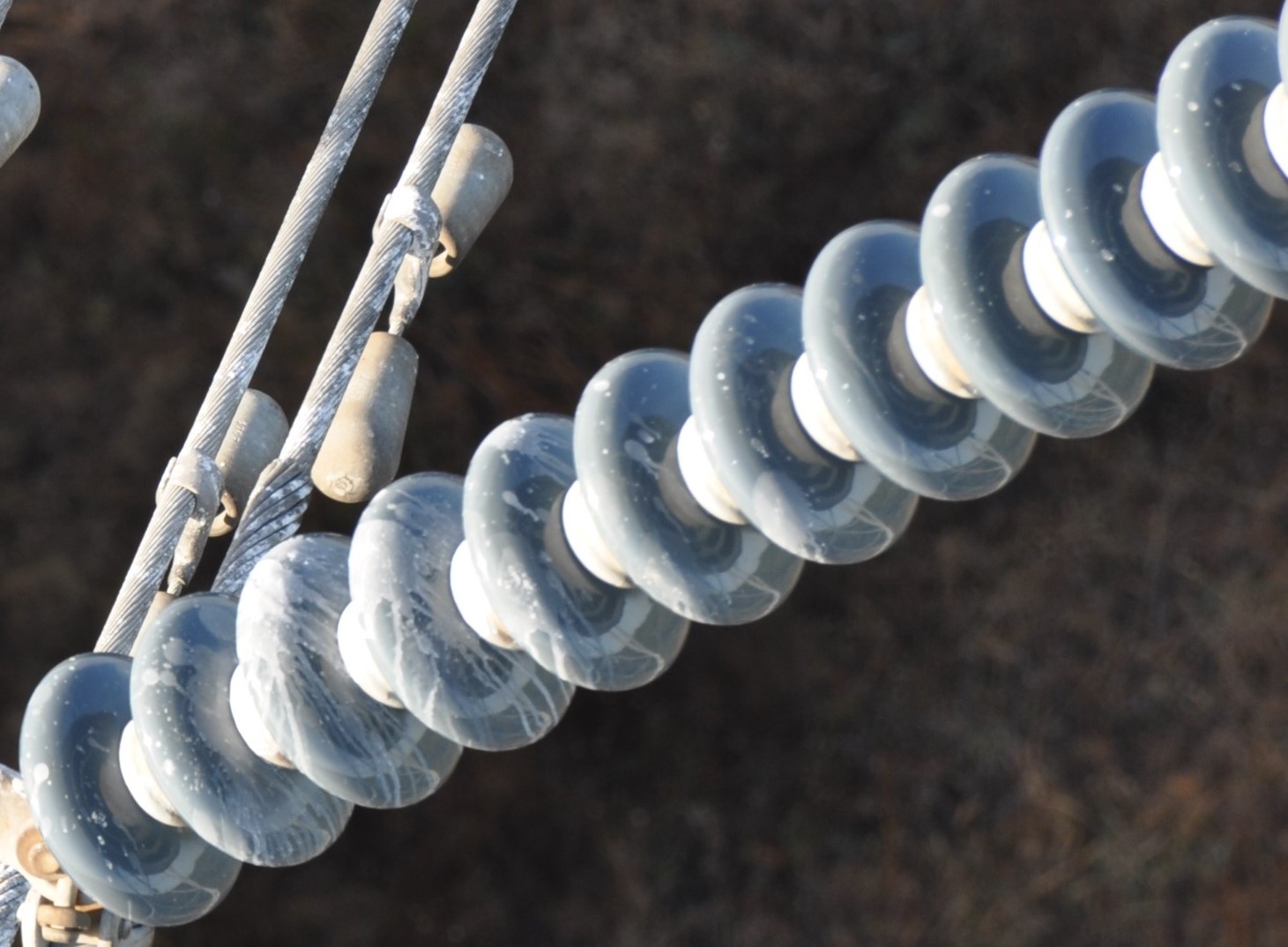 Glass and Porcelain Transmission Line Insulators (35.012) | Glass and ...